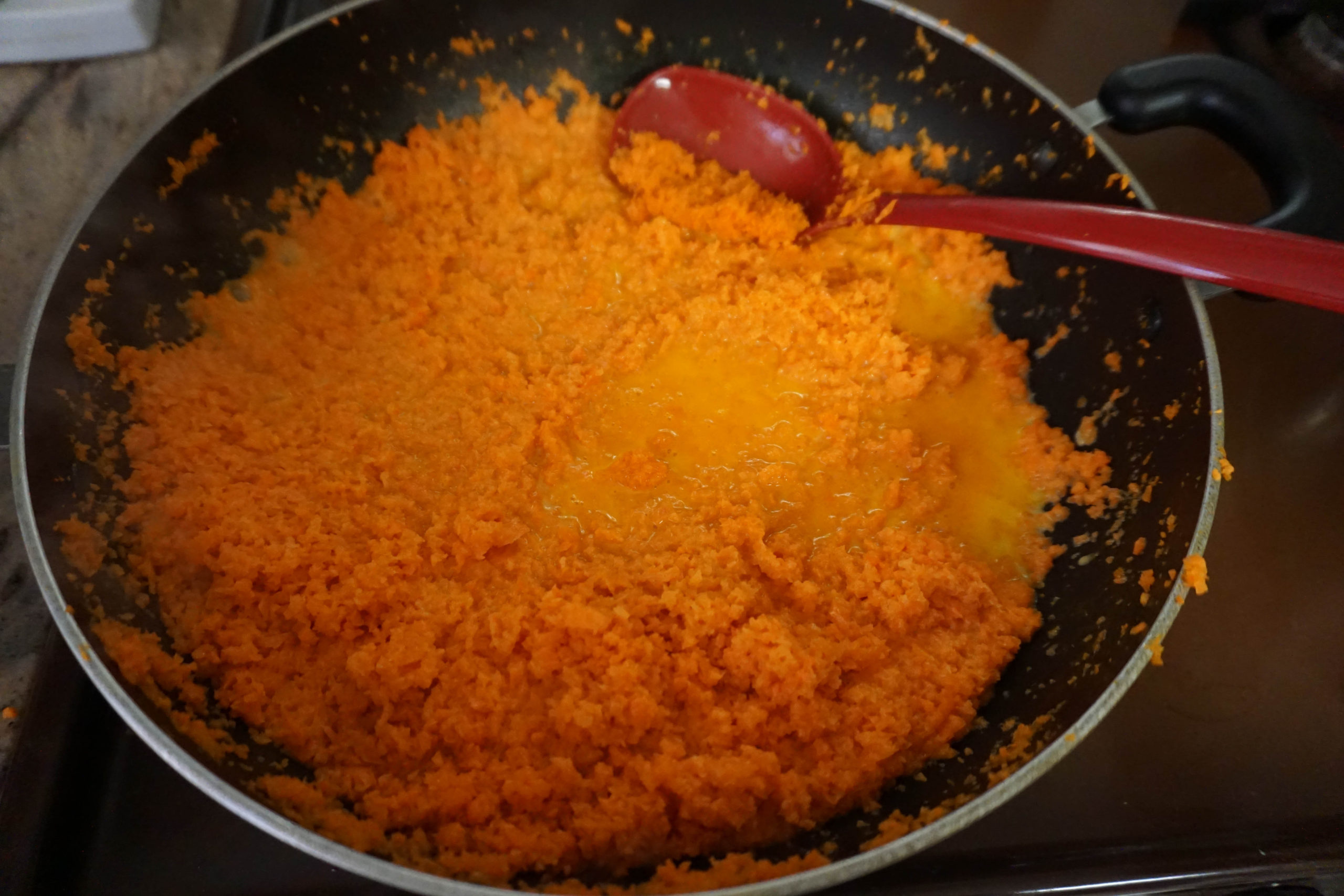 Gajar Ka Halwa - Sweet Carrot Dessert - Some Indian Girl
