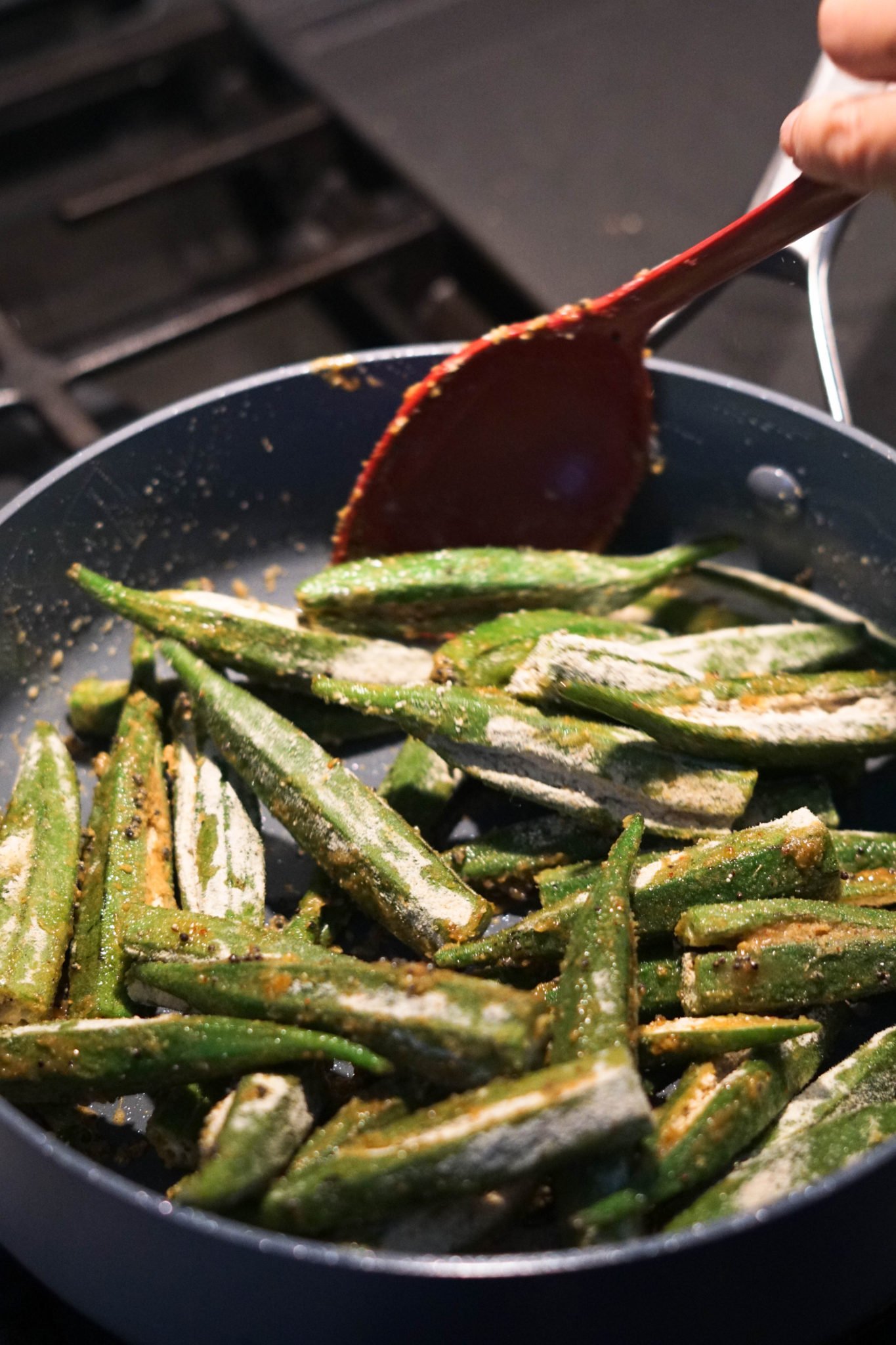 Bharwa Bhindi or Bharela Bhinda Nu Shaak Recipe - Some Indian Girl