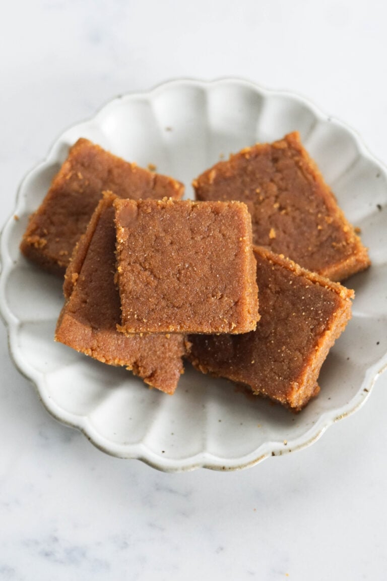 15 Minute, 3 Ingredient Sukhdi Recipe Gol Papdi - Some Indian Girl