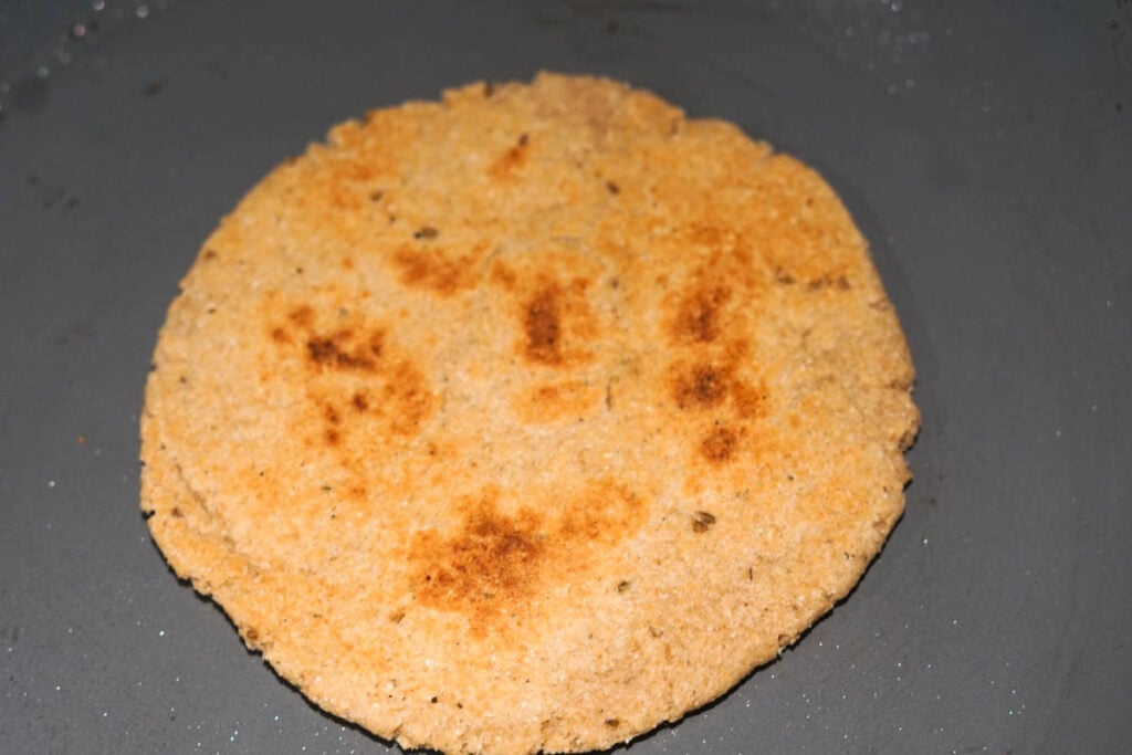 Gujarati Bhakri Recipe - Some Indian Girl