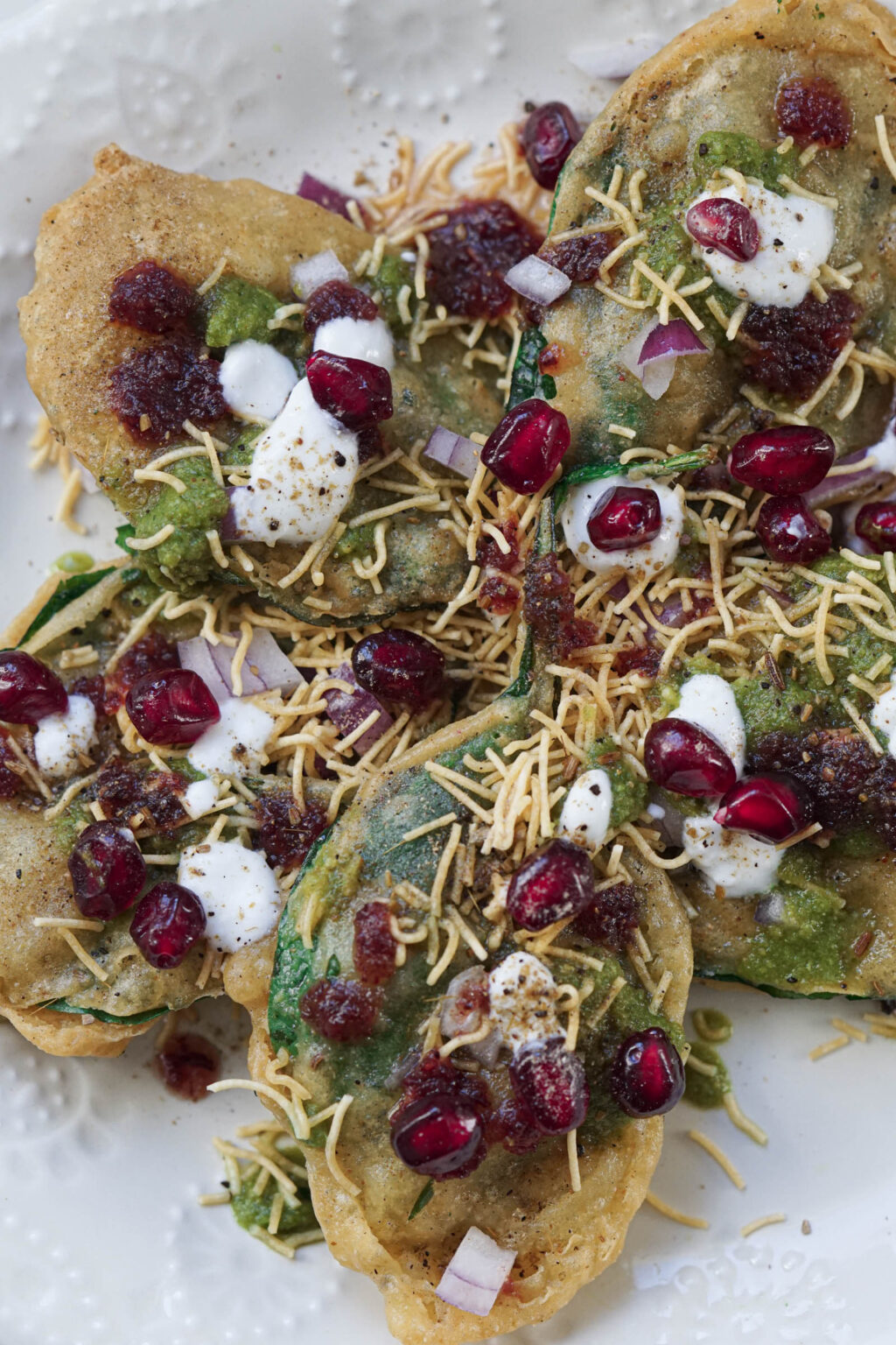 Crispy Palak Chaat (Spinach Chaat) - Some Indian Girl